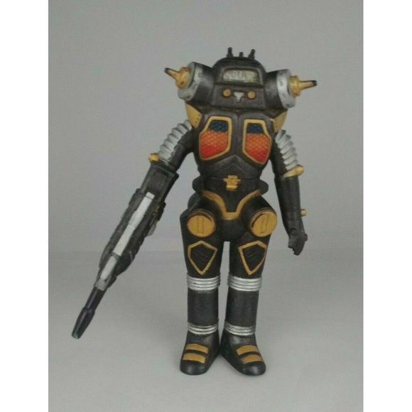 Bandai Namco | Toys | King Joe Robot Kaiju Figure Ultra Seven Godzilla ...